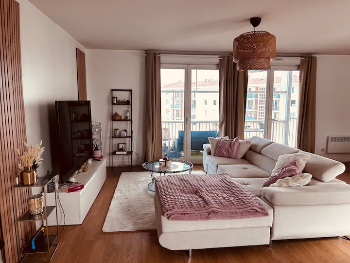 Appartement T3 + Grand Balcon - Bordeaux