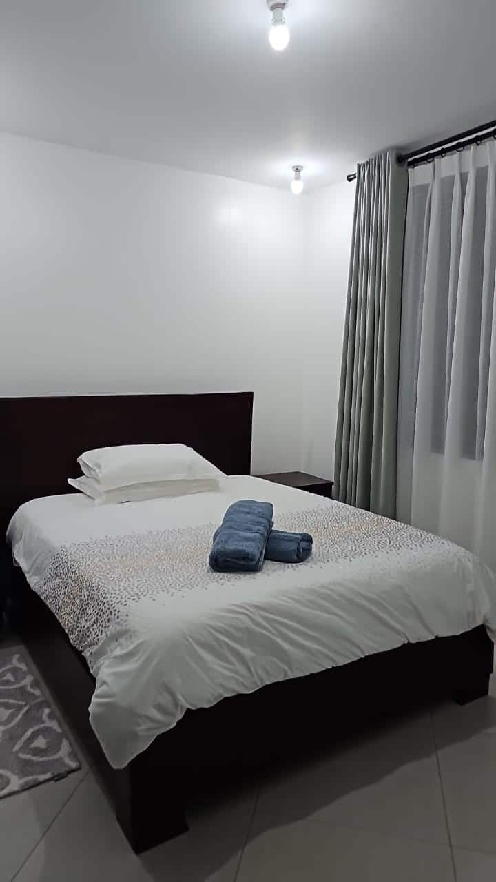 Julz One Bedroom Lake View Apt Bukasa Muyenga - Kampala