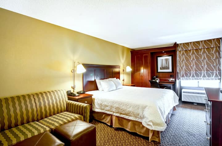 Nov 29-dec 1st Aggies - Texas Game - College Station, TX