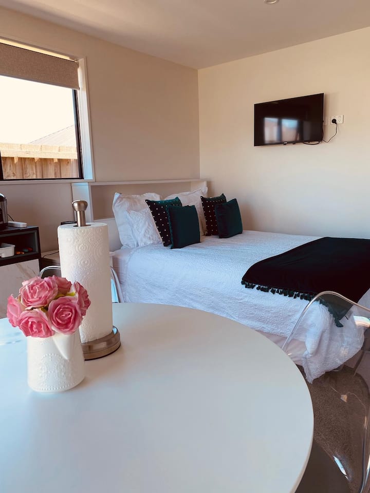 Halswell 2 Bedrooms Retreat - Christchurch, New Zealand