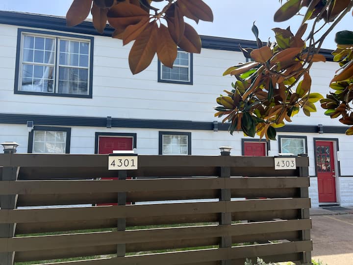 Museum District 2/1 - Houston, TX