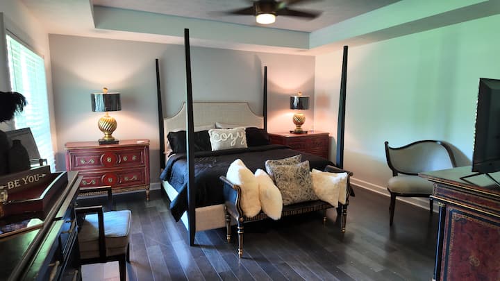 Private Room Clean, Quiet, & Comfortable - Greenwood, MS