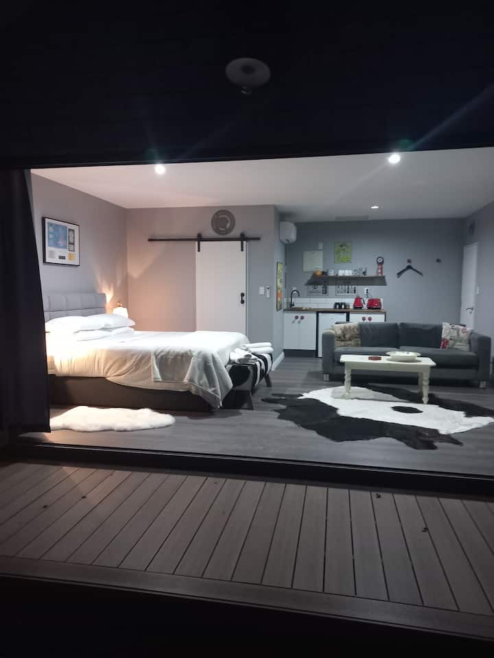 Bee's Lodge - 링컨