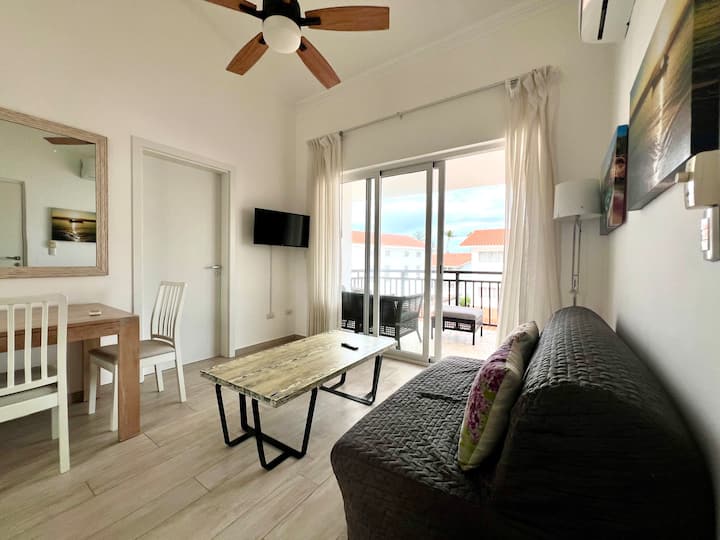 Encantador Apartamento Cerca De La Playa - Punta Cana