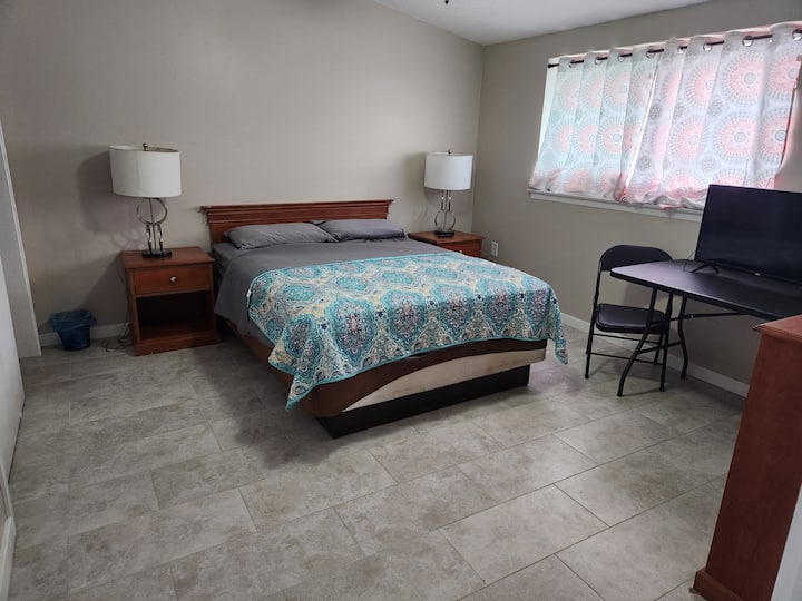 Lg Room Great For Long-term! - El Paso, TX