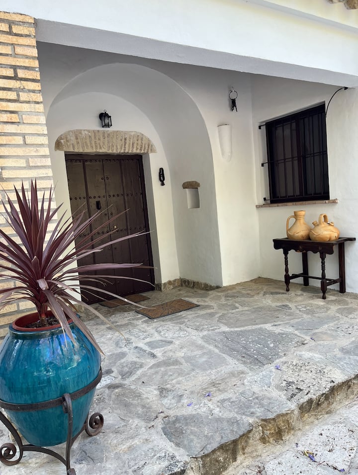 Molino Antiguo
Historia Y Estilo En El Mismo Lugar - Benalup-Casas Viejas