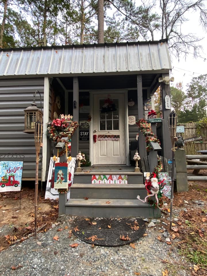 Holly’s Haven At Puskita Oaks ! Close To Airport - Jacksonville, FL