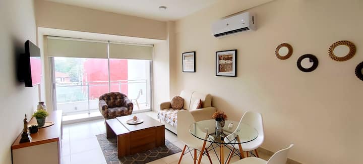 Top Location. With Pool And Garage. Villa Morra. - Asunción
