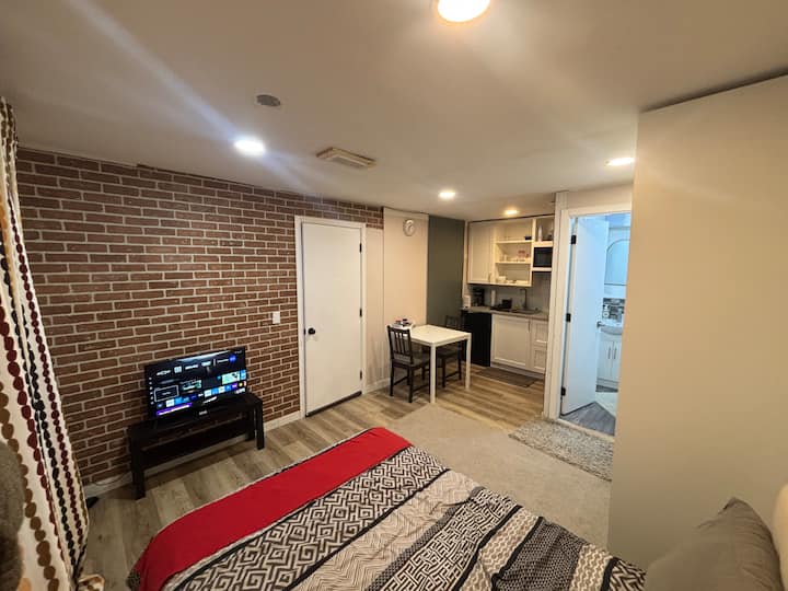 Cozy Studio In New Westminster - Coquitlam