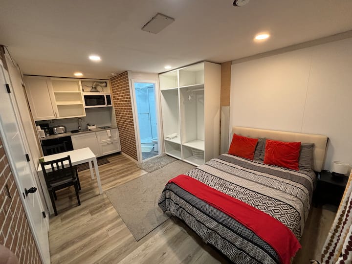 Cozy Studio In New Westminster - Coquitlam