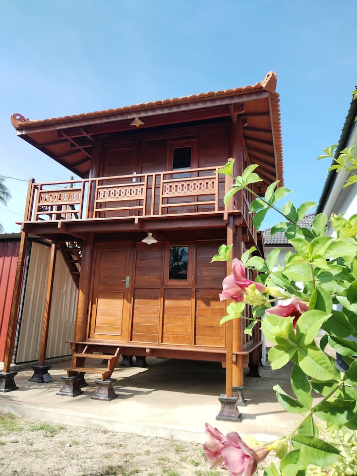 Tiny House Kayu - Marang