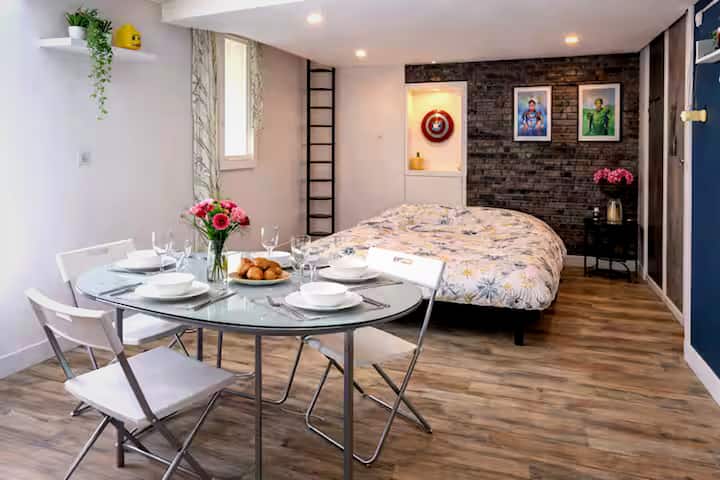 Studio Hypercentre Toulon Calme Clim • 3 Couchages - Toulon