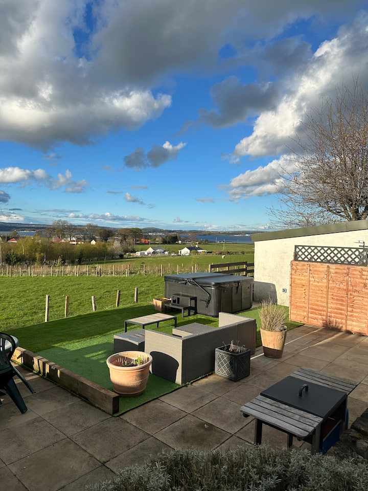 Linlithgow Countryside Apartment With Hot Tub - Linlithgow