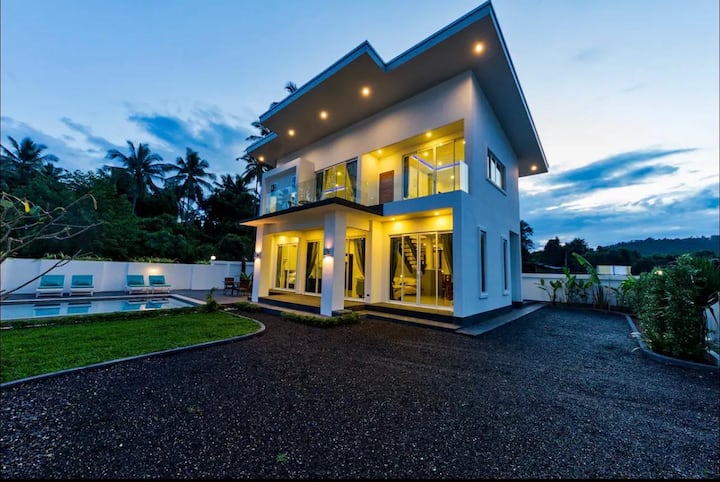 The White House - Ko Samui, Island