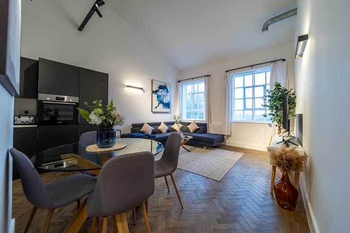 The Essex Loft - Lovely 1 King Bed With Fast Wifi - Chelmsford