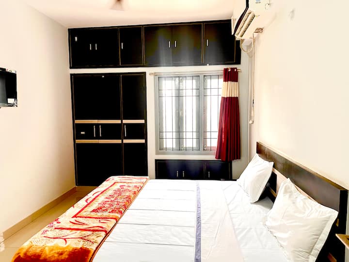 The Luxe Lounge 102 Flat 2bhk - Patna