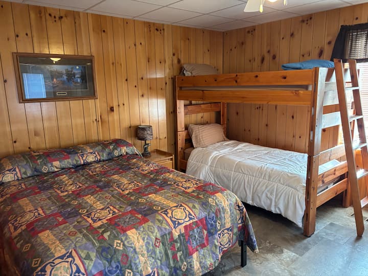 Lakeside Cabin - Mallard 1 - Devils Lake, ND