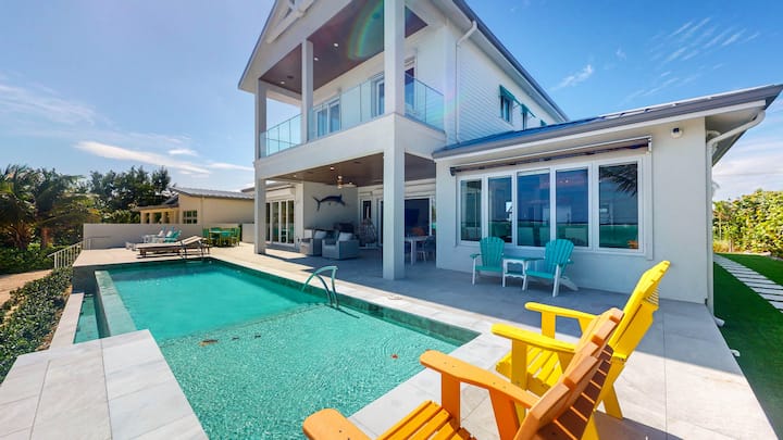 Beach House Family Tides - Cayman Islands