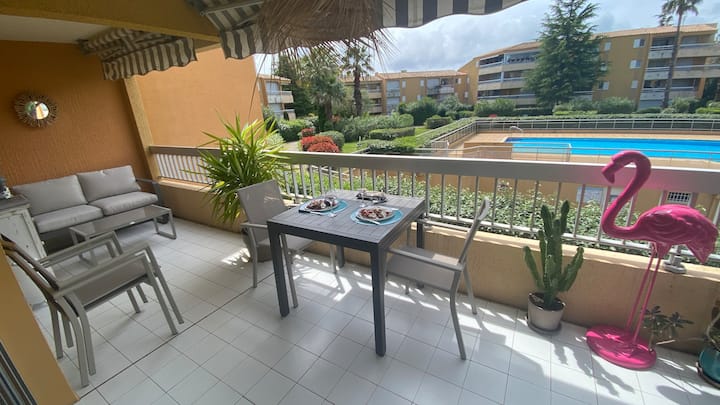 Appartement T3 (3*) 45m2 Terrasse 18m2 Piscine - Plage du Lavandou