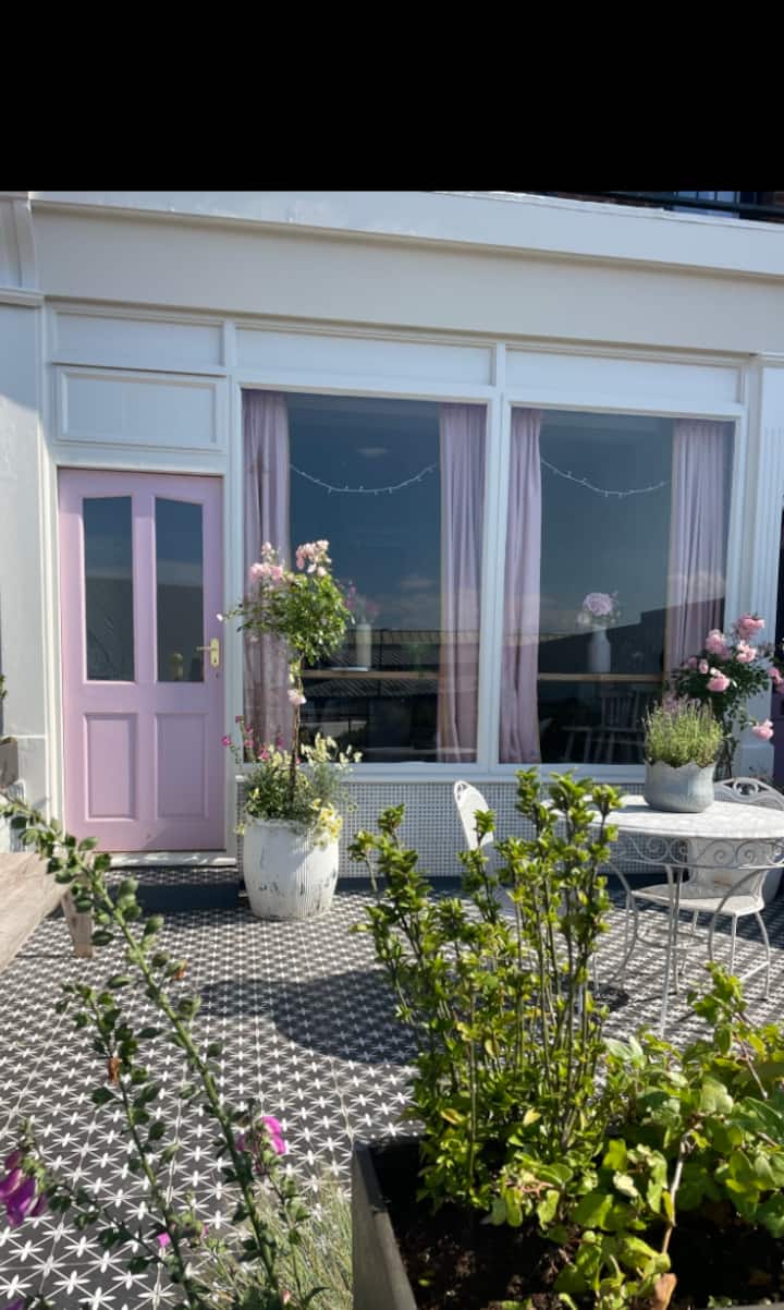 Milk And Honey Stylish Studio Opp Beach - Whitstable