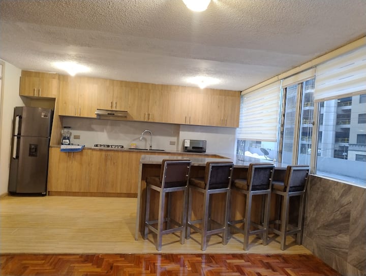 Ubicación Top - Seguridad Y Energía 24h - Amplio - Quito