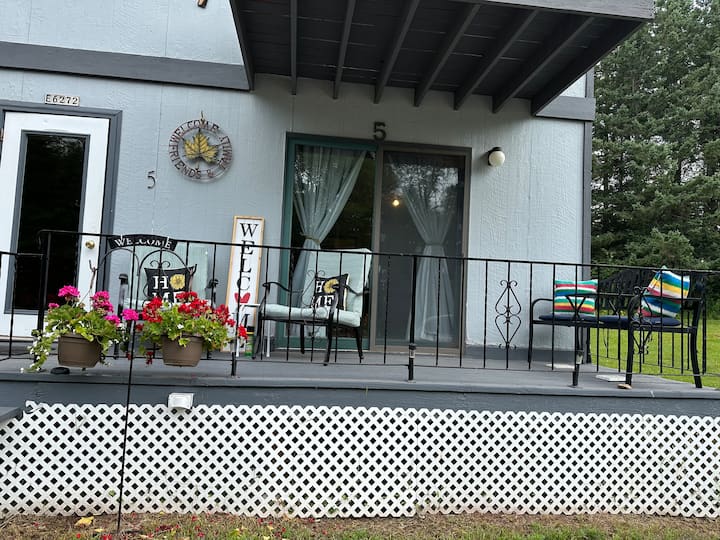 Powderhorn Condo Snowdrift #5 - Ironwood, MI