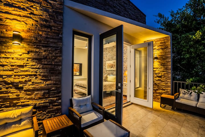 Pizza Oven-grill-fire Pit. Close To Downtown Shops - Sarasota, FL