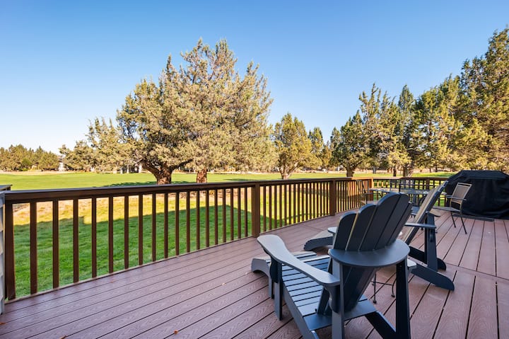 Eagle Crest Hole In One! On The Golf Course! - Redmond, OR