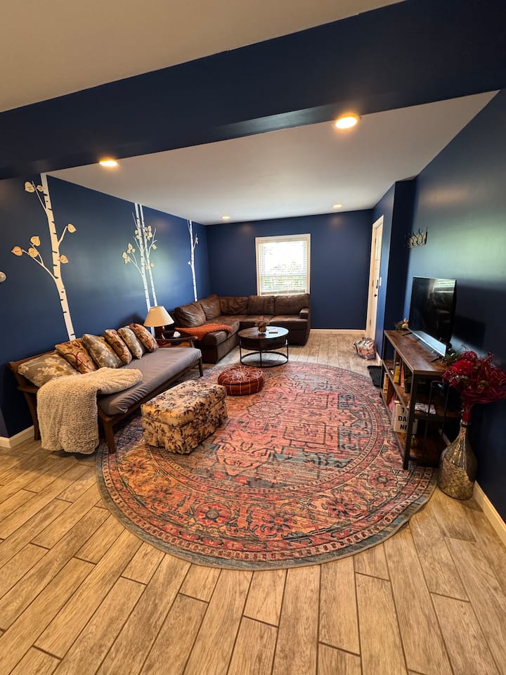 Quiet Apartment Getaway - Bennington, VT