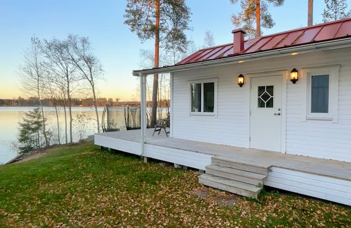 Modern Stuga Vid Sjökanten - Karlstad