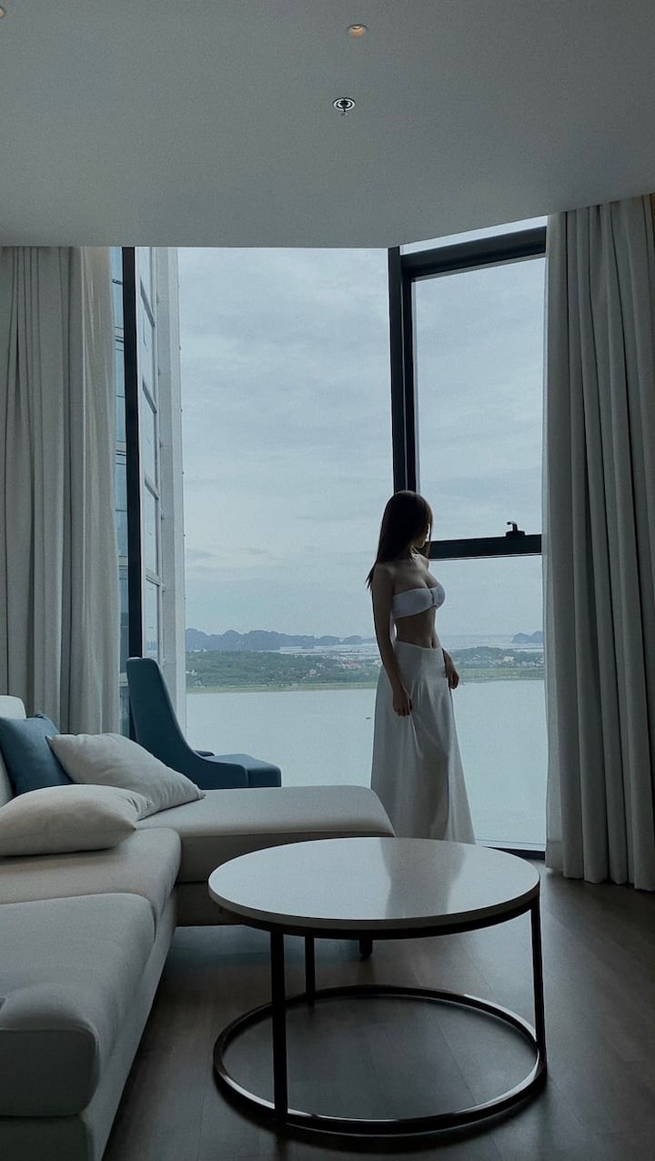 Prime Condo On Halong Beach/ Sea View/bathtub/kt - China