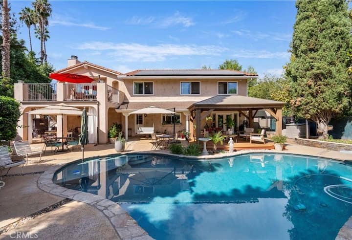Luxury Mediterranean 4br Pool Spa Piano Near Ucr - Riverside, CA