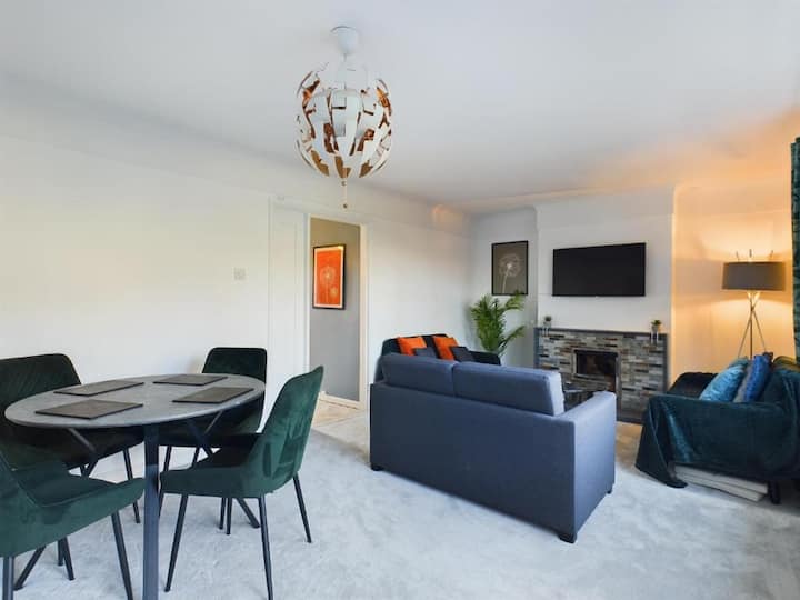 3 Bed, Beautiful, Quiet, Cosy House - Reading
