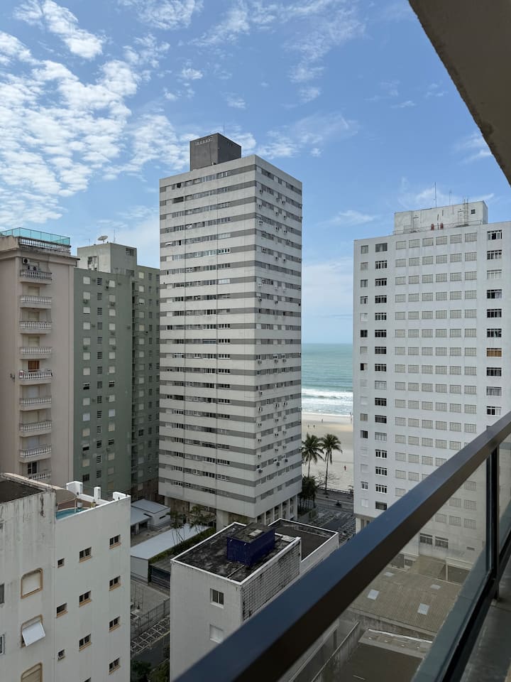 No Quarteirão Da Praia • Pitangueiras • Centro - Guarujá