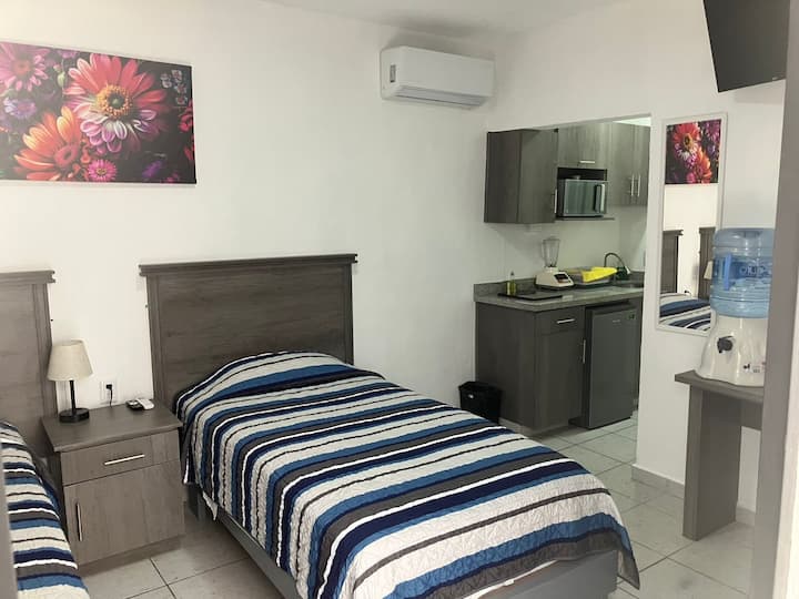 Cozy Studio Near Civil Hospital - Guadalajara