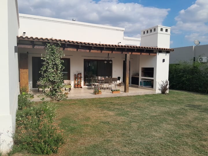 El Descanso - サルタ