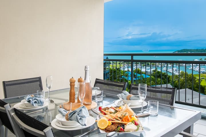 Club Airlie - Whitsundays