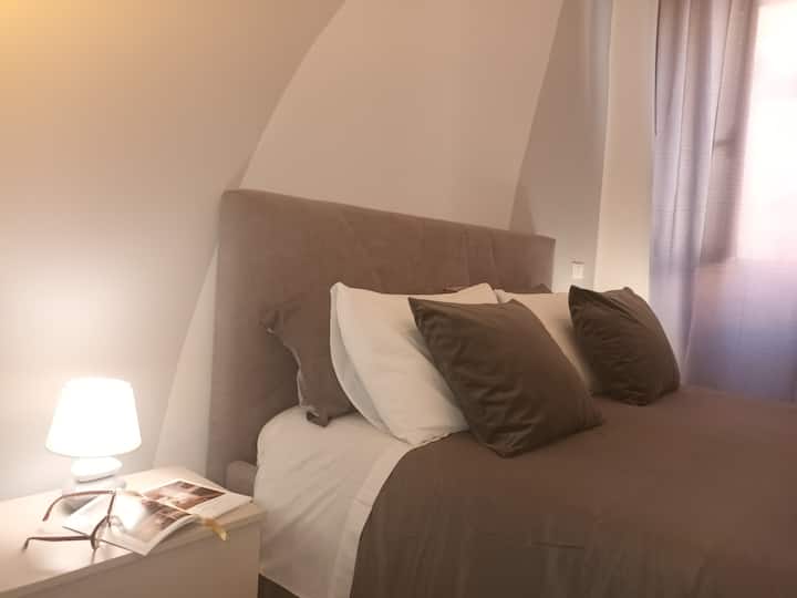 Appartamento Con 4 Camere - Palermo