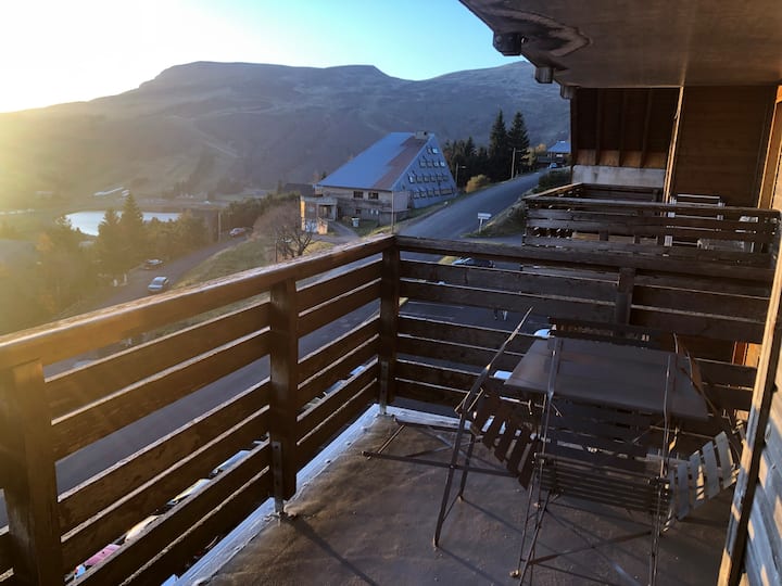 Appartement En Résidence - Super-Besse