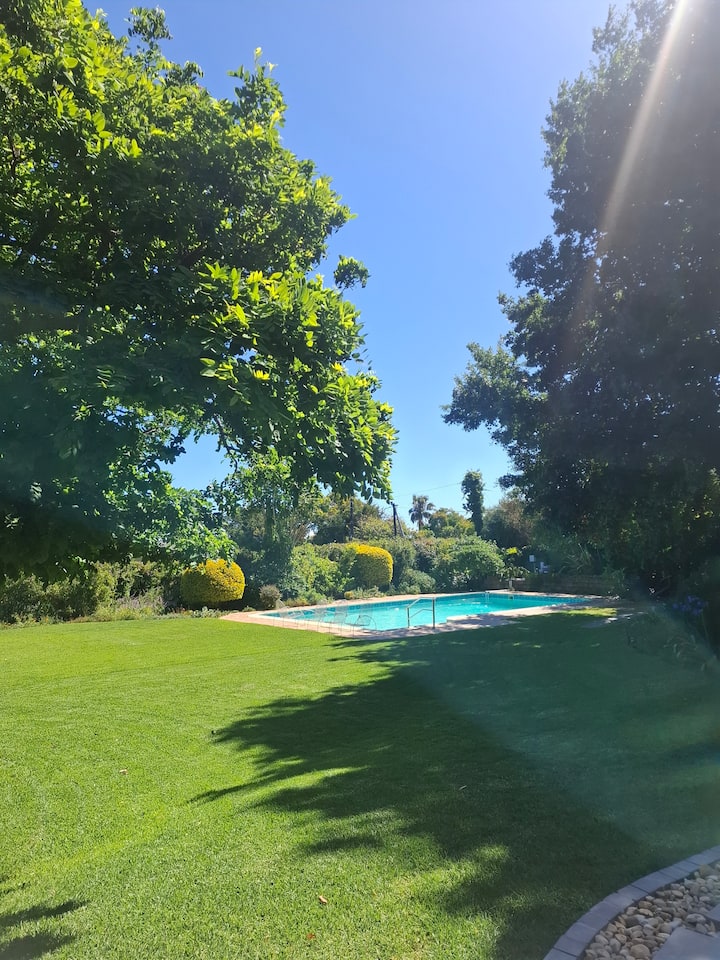 Poolside Villa Irene - Somerset West