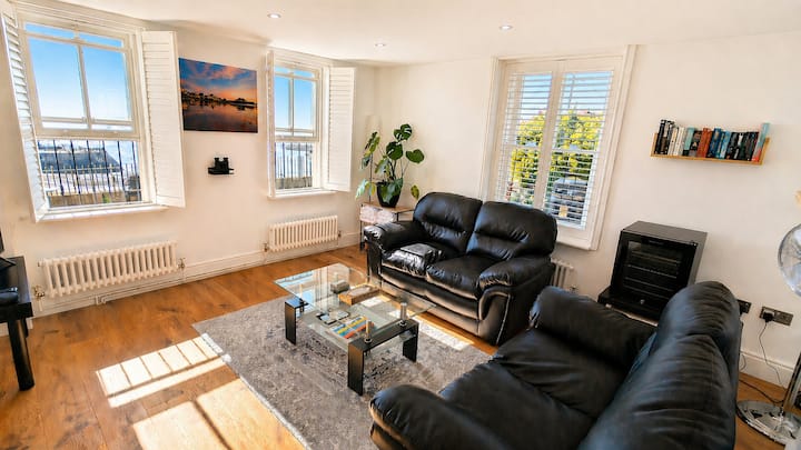 Sunrise Apartment - Luxury With Stunning Sea Views - Broadstairs