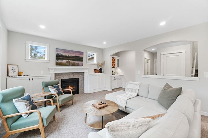 Meadowsweet Home~dog&family Friendly|hot Tub|yard - Bend, OR