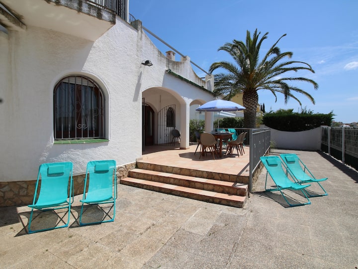 Villa Roses, 5 Pièces, 9 Pers. - Empuriabrava