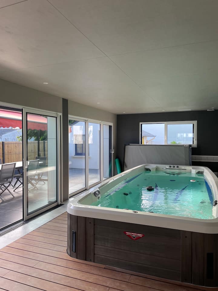 Maison Près De La Plage Avec Piscine Chauffée - Larmor-Plage