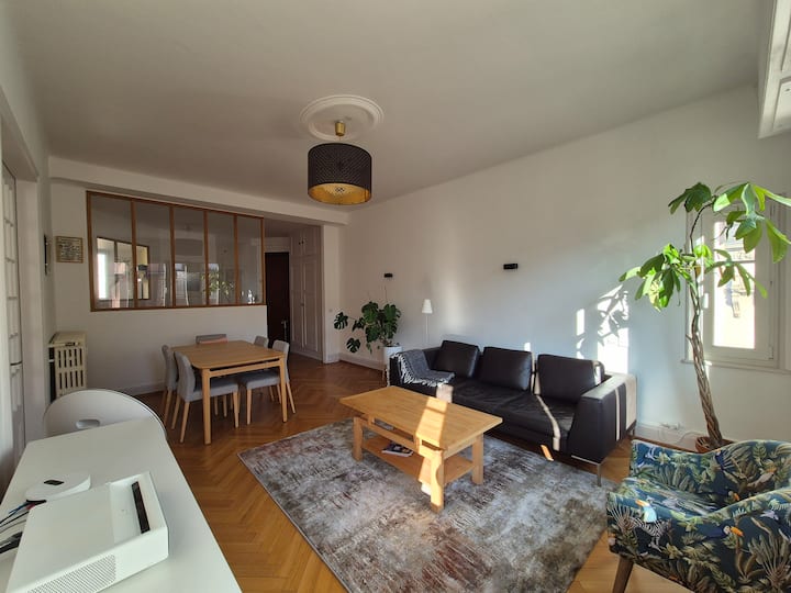 Grande Chambre Confortable - Strasbourg