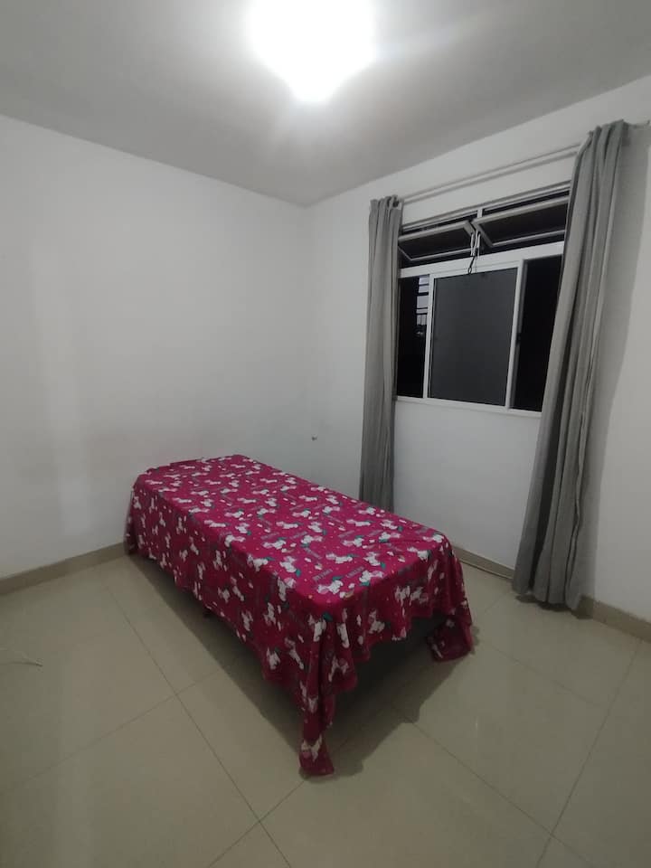 Quarto Privado Em Apartamento - Araucária