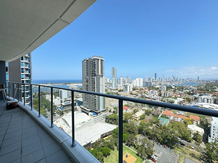 City-view Southport Central Room - Gold Coast