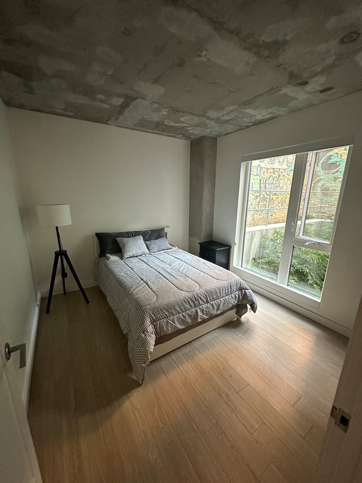Cozy 2 Bed 2 Bath Near Market St/van Ness - San Francisco, CA