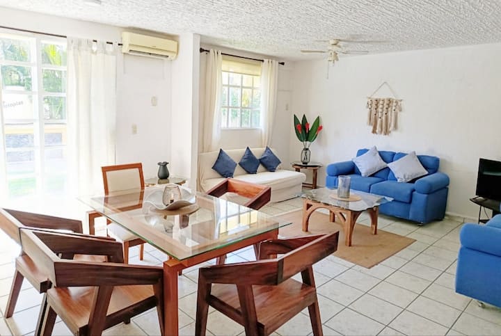 Casa De 3 Hab En Condominio Con Piscina - Zihuatanejo