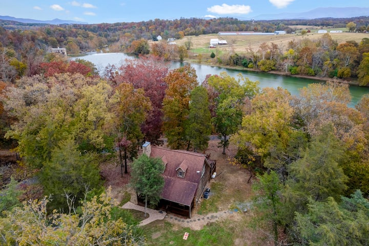 Still Water•river+kayak&fishing•hottub•bbq•firepit - Shenandoah, VA